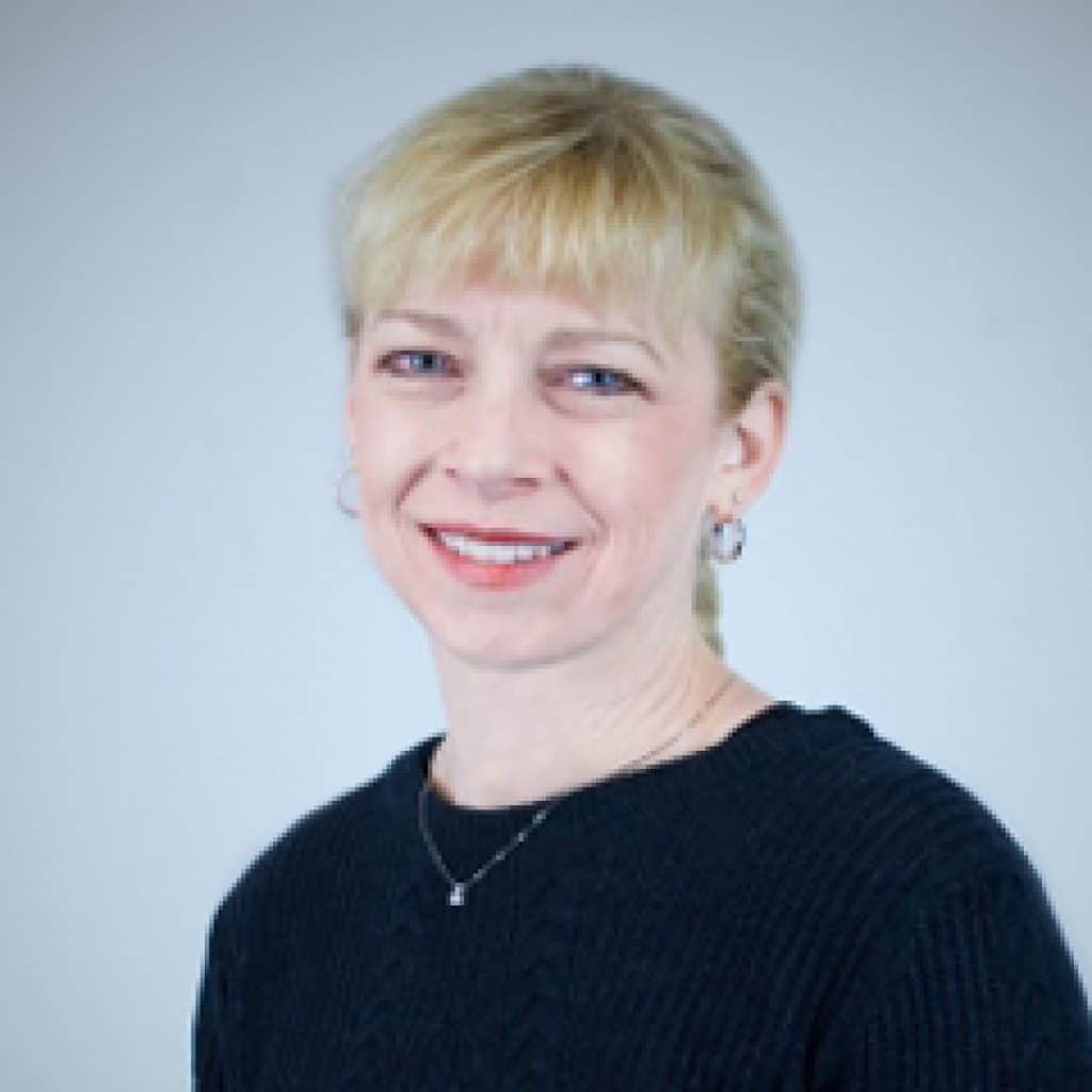 Tablets: Empowering customers and freeing employees - Bank Customer ...